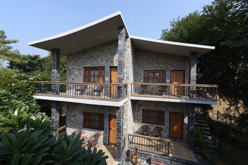 Luxe Rooms – Acorn Hideaway Resorts